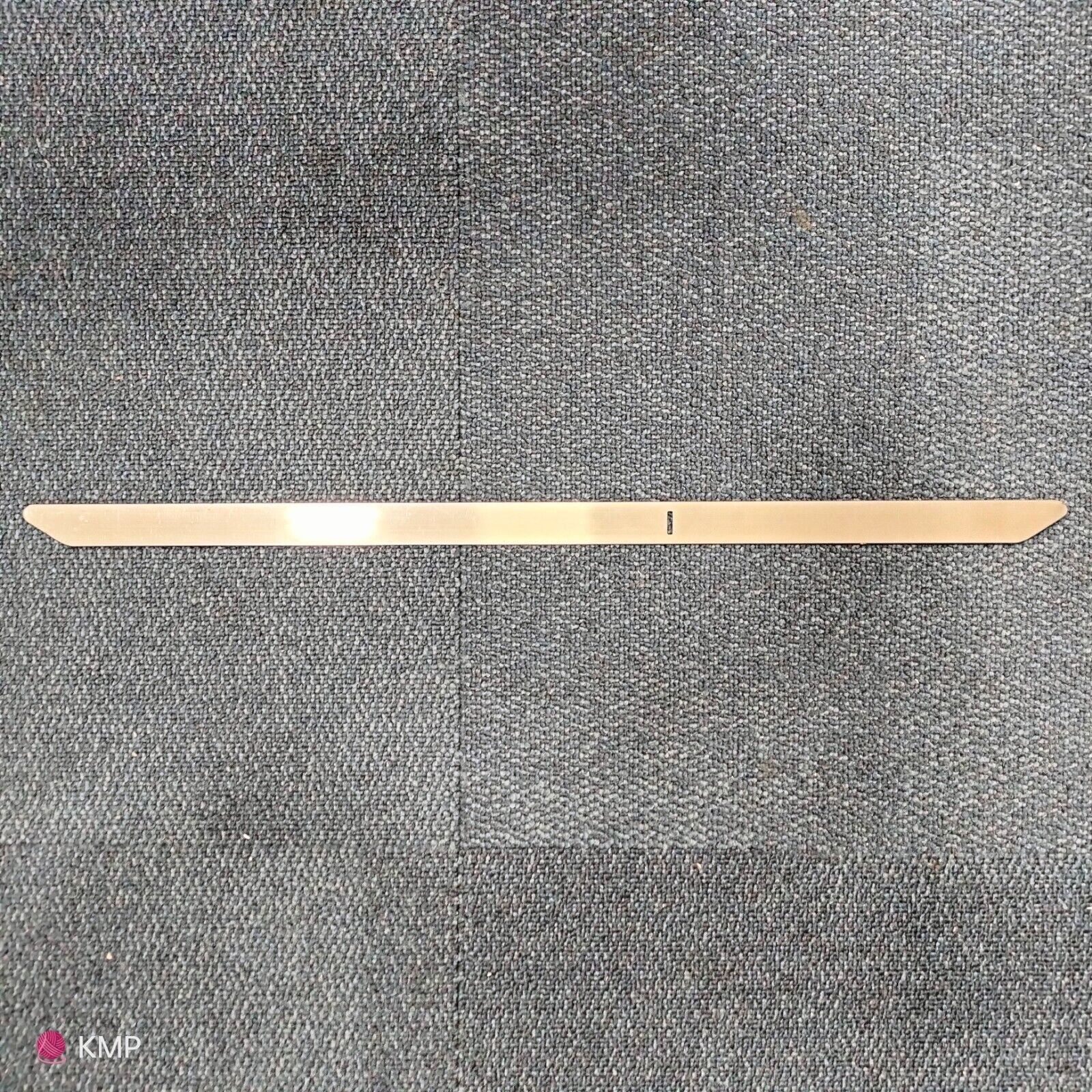 Knitmaster Mod 326 Rib Frame BAR (just the bar) – KNIT MACHINE PARTS LTD